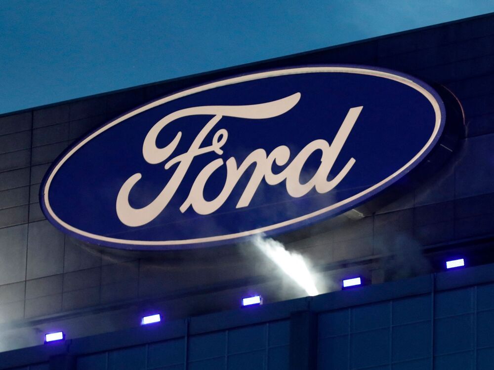 Ford cuts bonuses for half of middle management | Financial Post