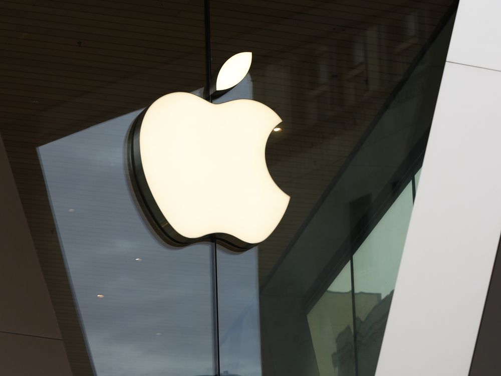 Apple and tech hardware stocks face ‘crisis’ as memory prices soar ...