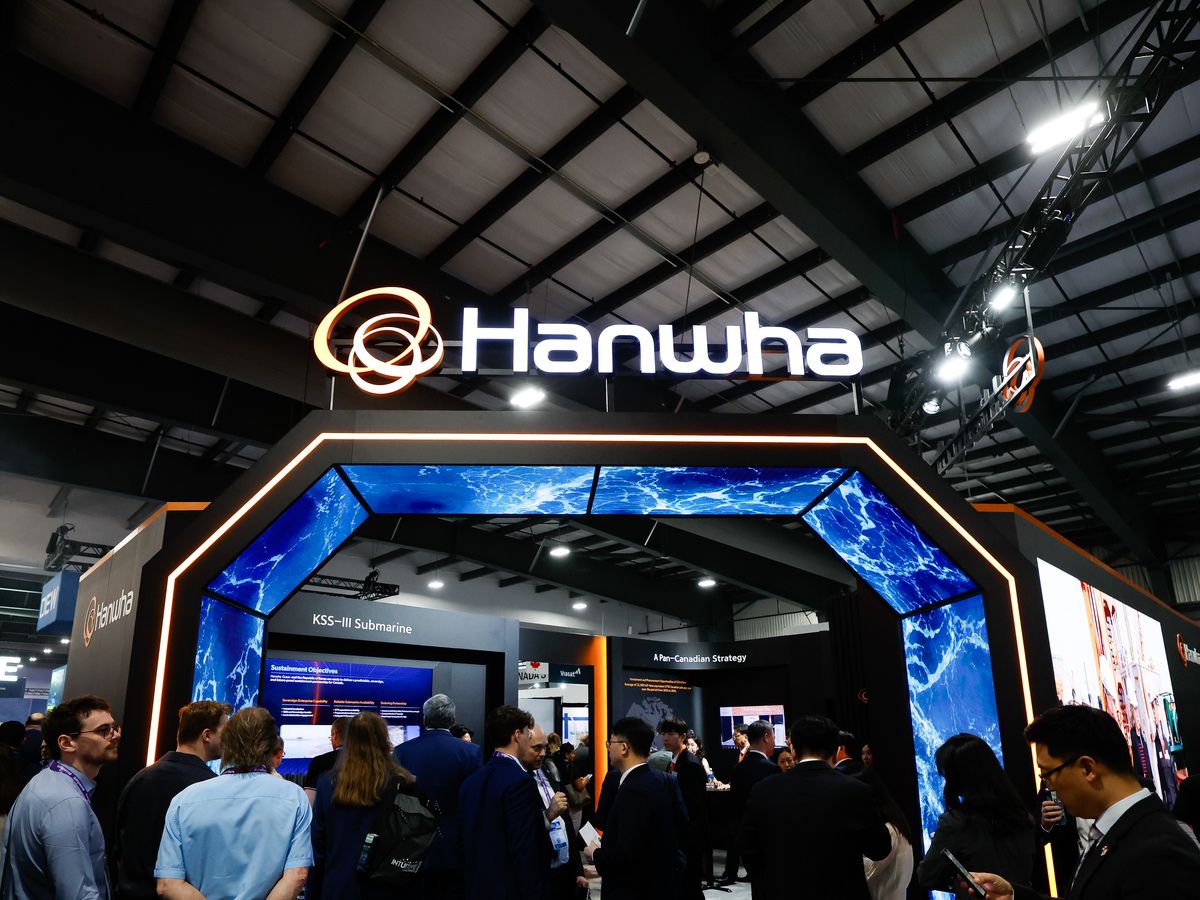 Hanwha offers rockets in bid for Canadian submarine deal | Financial Post