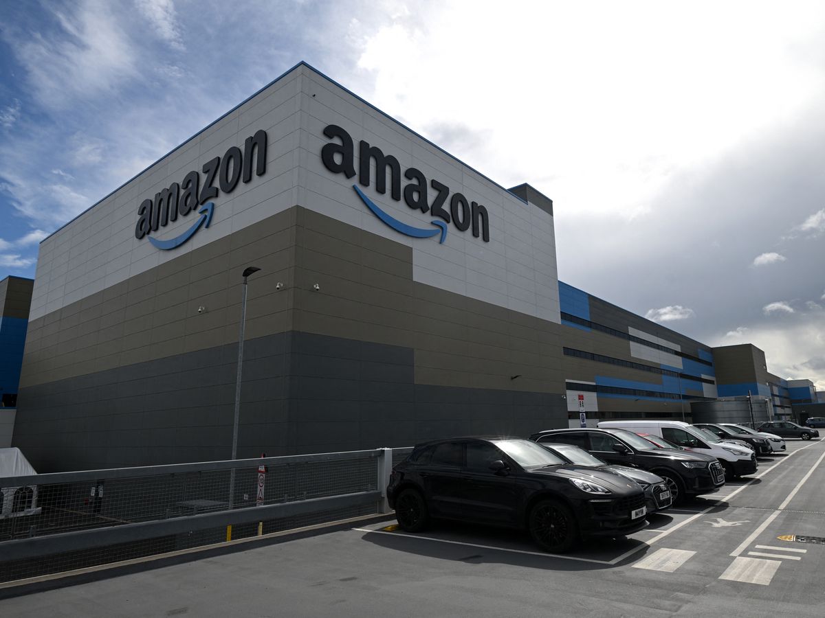 Amazon's record bond deal shakes up Canada's credit market | Financial Post