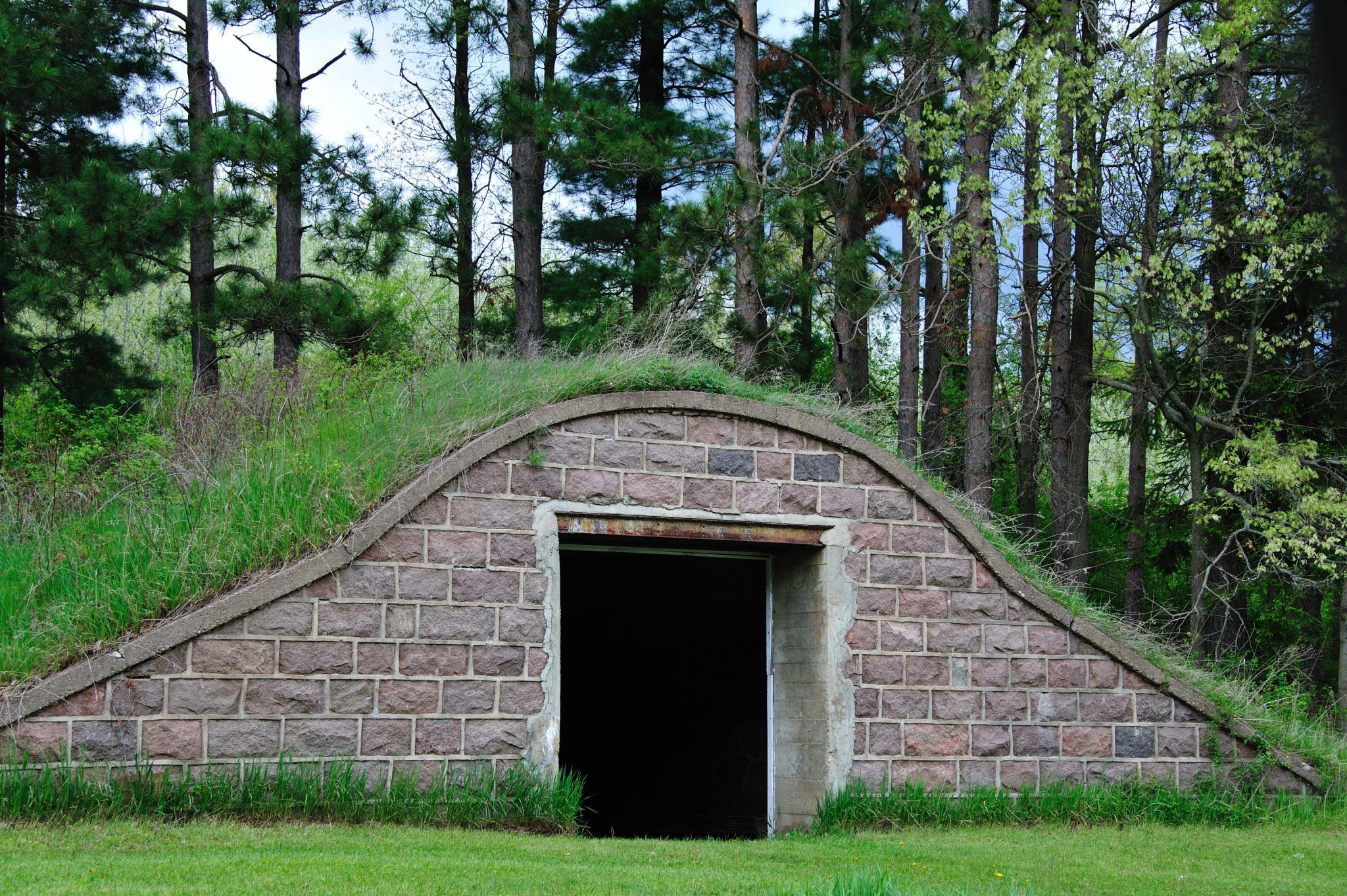 Eat better for less: How to build your own root cellar | Healthing.ca