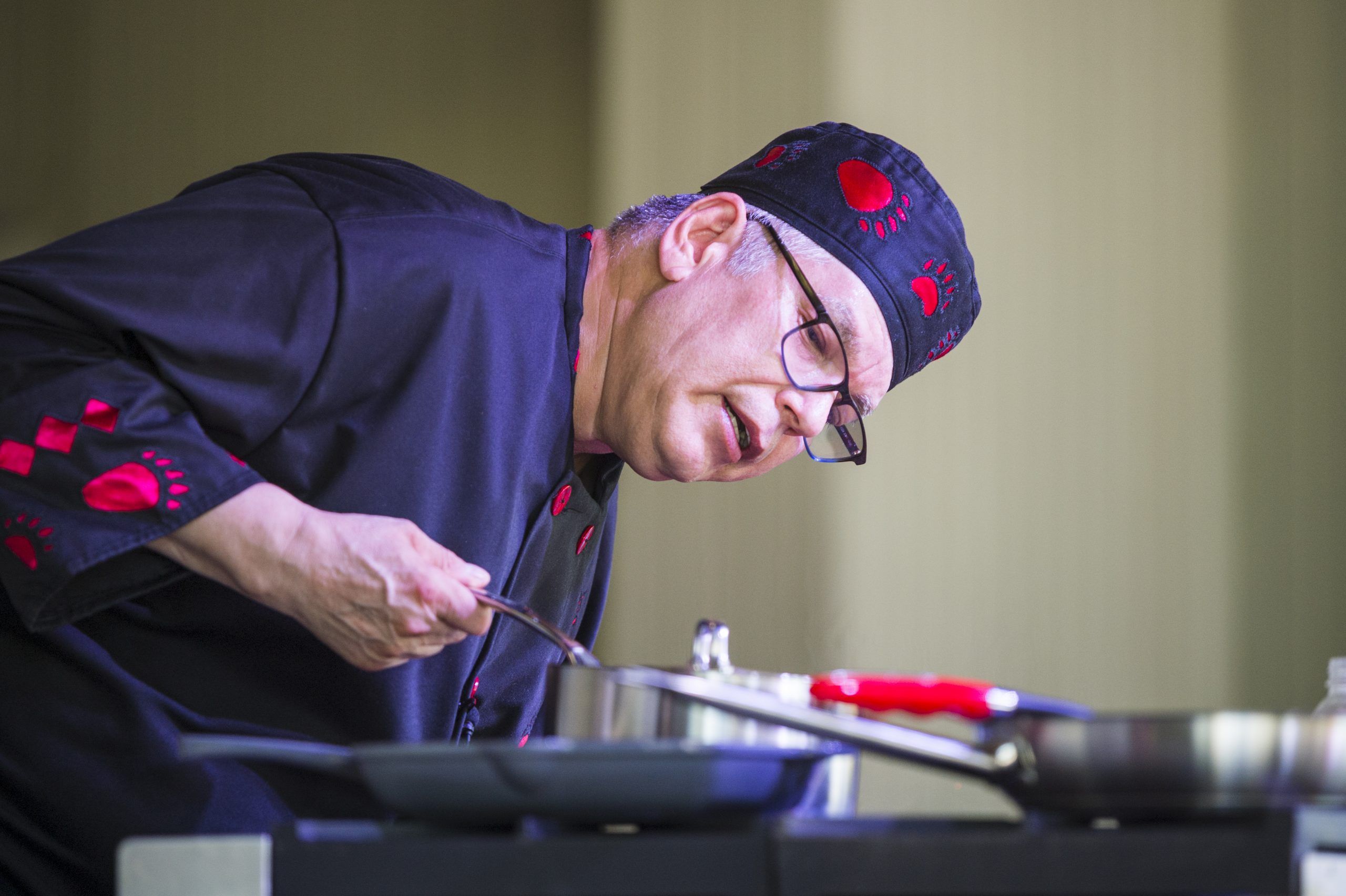 A helping hand and a heaping plate | Belleville Intelligencer