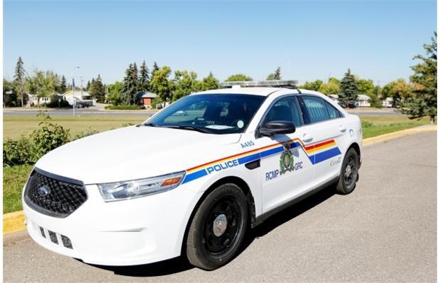 Man dies after rollover south of Maple Creek | Regina Leader Post