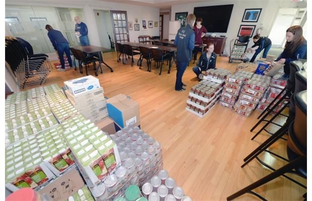 Farm Credit Canada’s Drive Away Hunger stop delivers for Regina Food ...