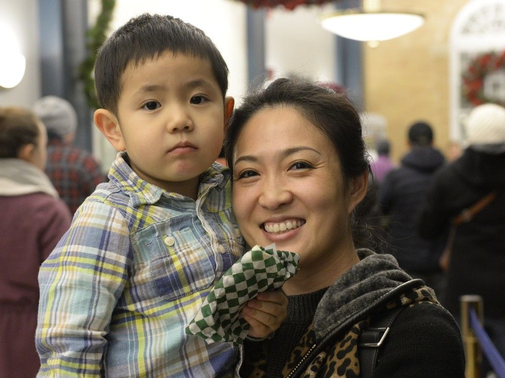 Gallery: QC On the Scene at Old-fashioned Victorian Christmas | Regina ...