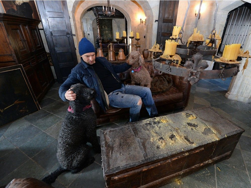 Castle owner Jason Hall besieged over 'wenches' want-ad | Regina Leader ...