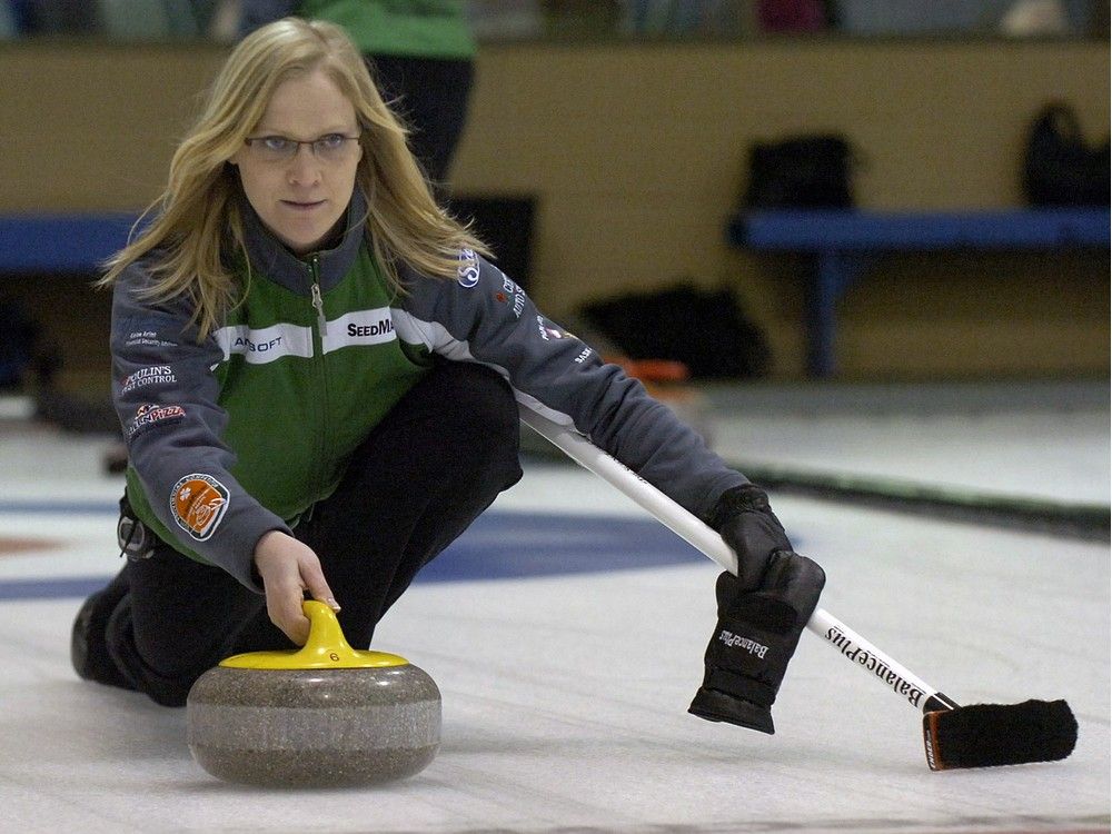 Local roundup: Holland grabs share of first place at provincial women's ...