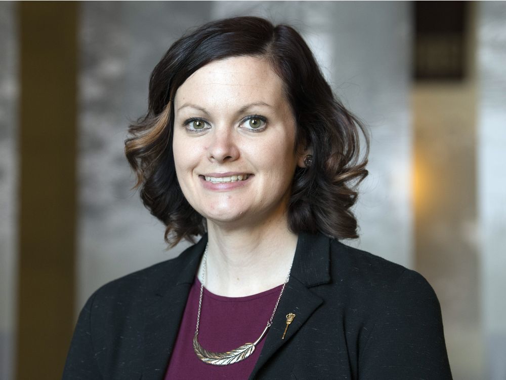 New Sask. NDP MLA Vicki Mowat sworn in | Regina Leader Post