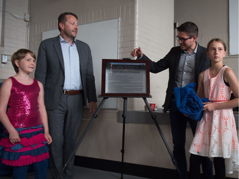 Plaques, assembly honour Regina school's new name | Regina Leader Post