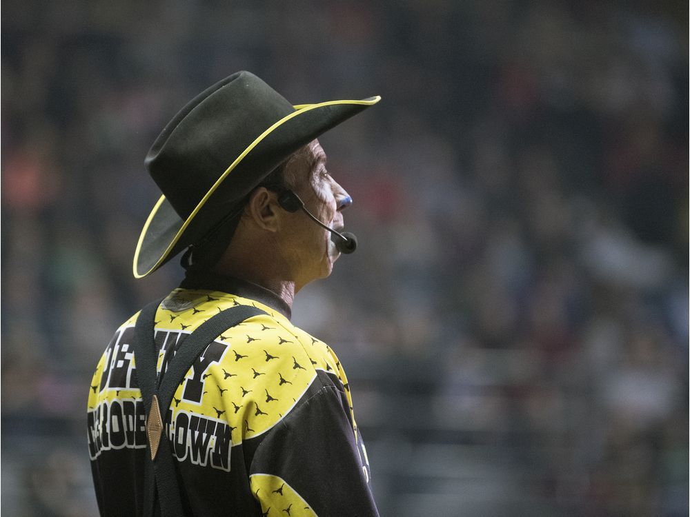 Rodeo clown's joke about Trudeau being hit by bus was 'inappropriate ...