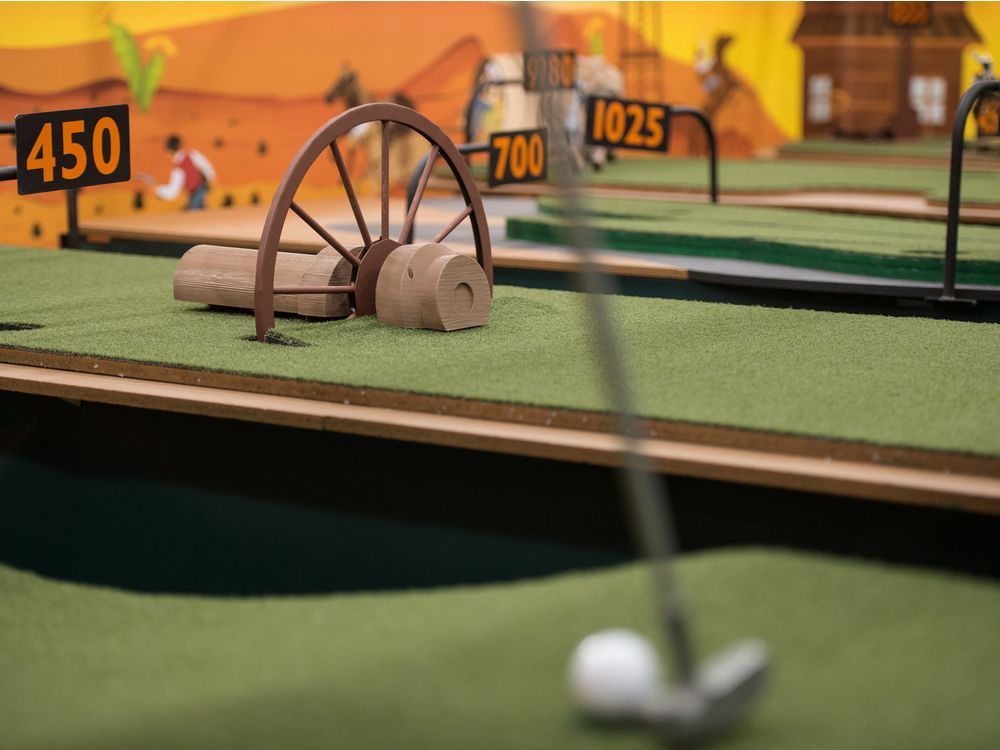 Oneshot Golf: New Regina-made game lets players control robots | Regina Leader Post