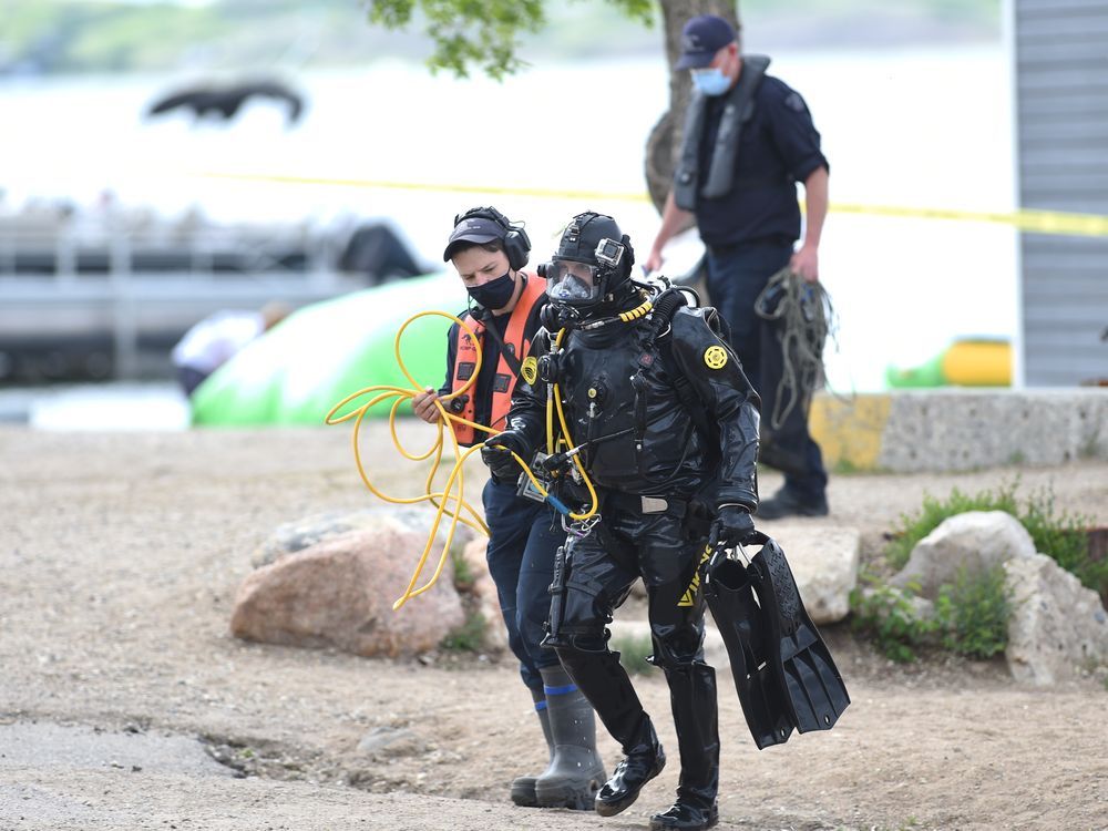 Underwater recovery team combs Regina Beach in Pavelick case | Regina ...