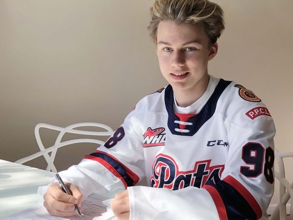 Connor Bedard | Regina Pats jersey is a fine fit | Regina Leader Post