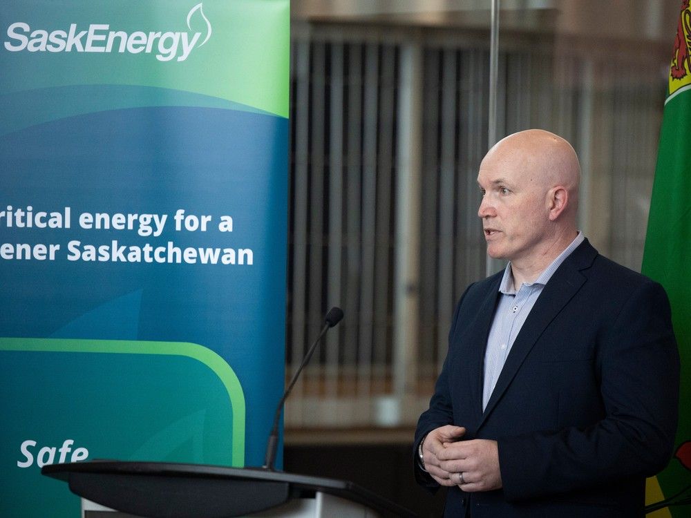 'Clean' carbon capture device installed at Regina airport authority ...