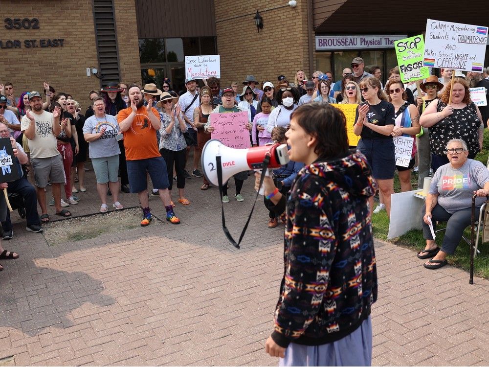 Protesters 'pushing back' against Sask. gov't pronoun policy | Regina ...