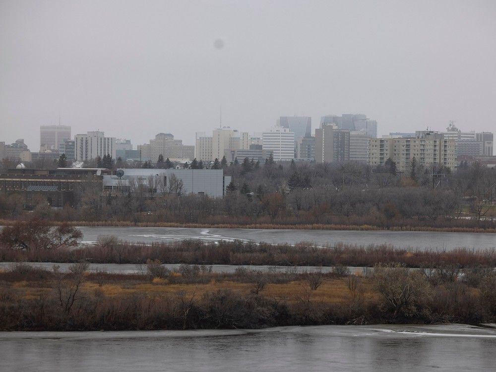 Regina weather: A snowy morning and a cloudy day | Regina Leader Post