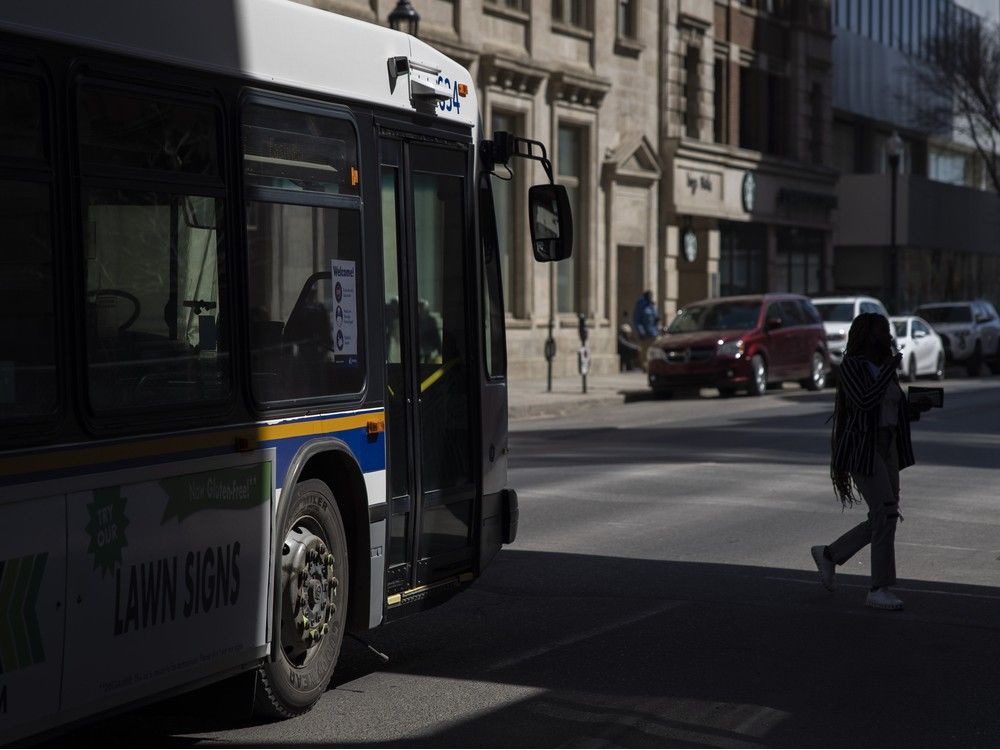 New cashless fare system arrives for Regina transit riders | Regina ...