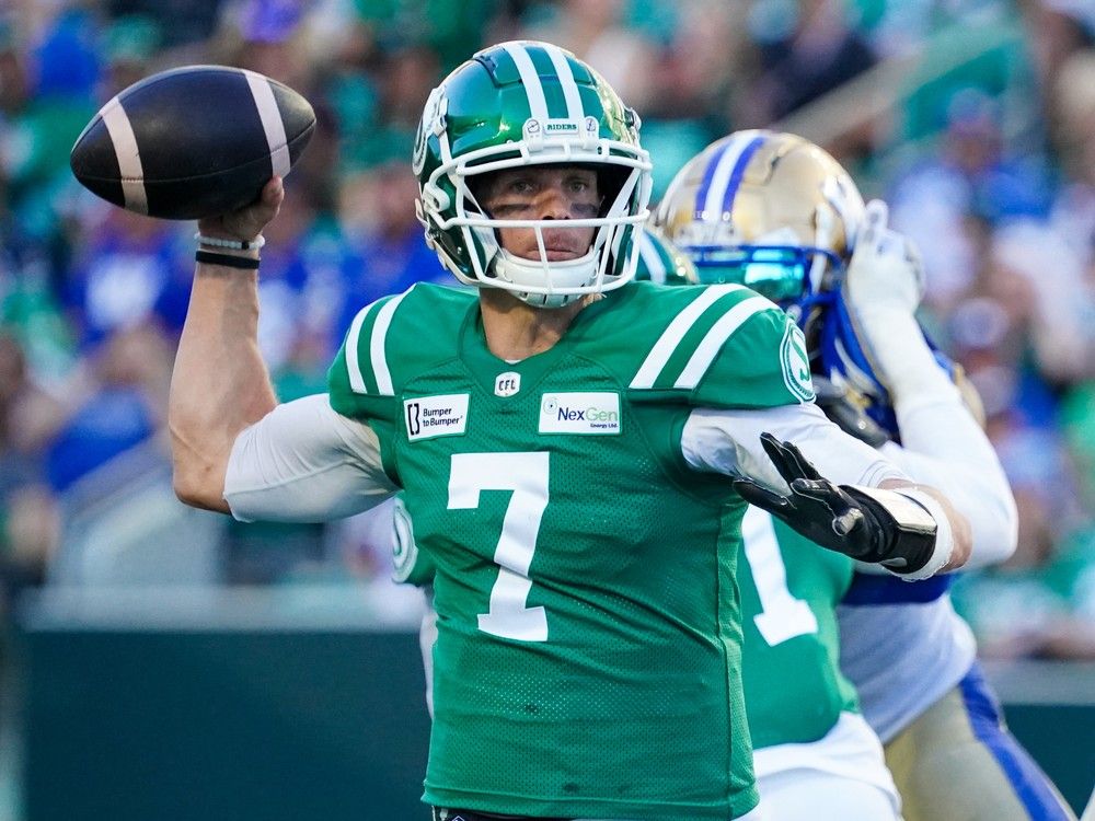 Riders QB Harris tosses footballs, occasional funny remark | Regina ...