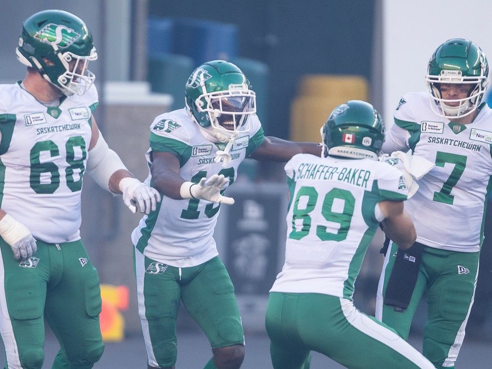 Roughriders clinch playoff spot with 28-24 win over Elks | Regina Leader Post