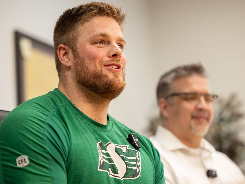 Roughriders extend West Division's top lineman Logan Ferland | Regina ...