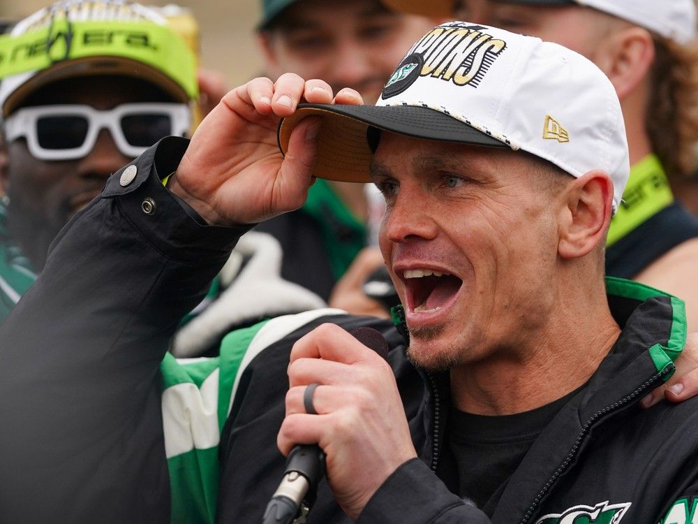 QB Harris reflects on decision to return to Roughriders | Regina Leader ...