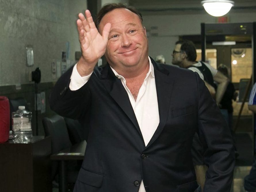 Robin Baranyai: Infowars rabble-rouser draws on outlaw status | London ...