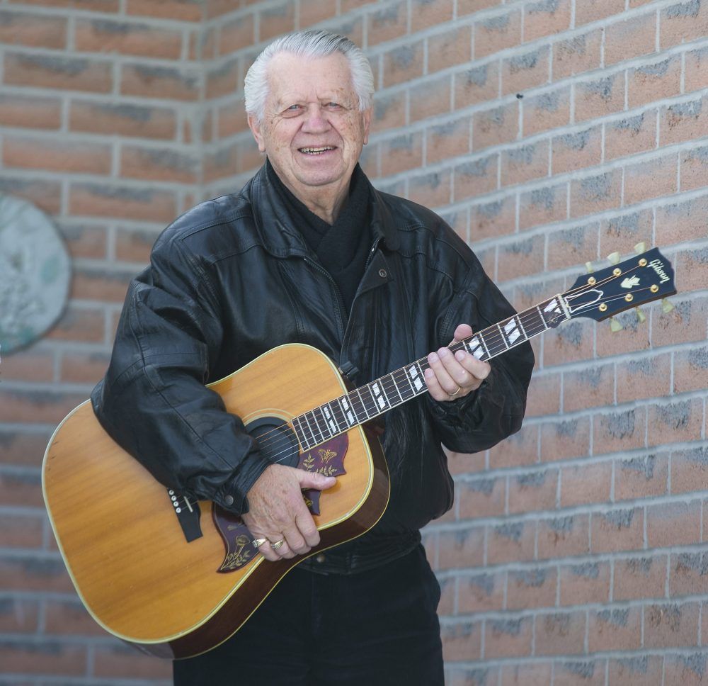 Larry Mercey's autobiography spins stories of 65 years in country music ...