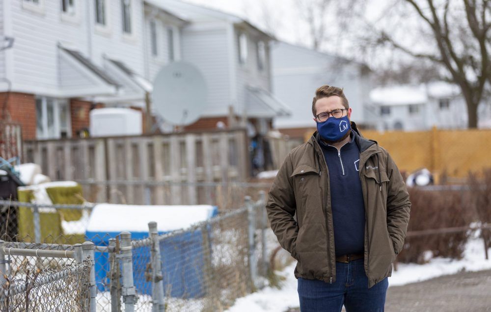 Public housing tenants to play role in redeveloping townhouse complex ...