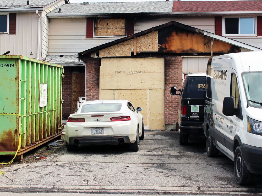 Neighbour recalls firefighters' efforts to save man from townhouse ...