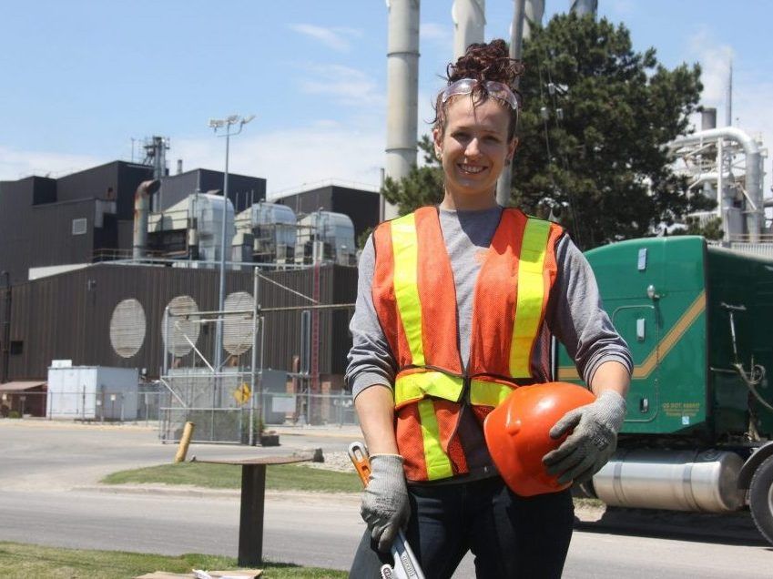 London's introduction-to-trades apprenticeship program resumes, expands ...