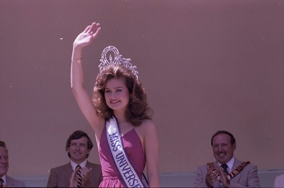 PHOTOS: 40 years since Londoner Karen Baldwin's Miss Universe win ...