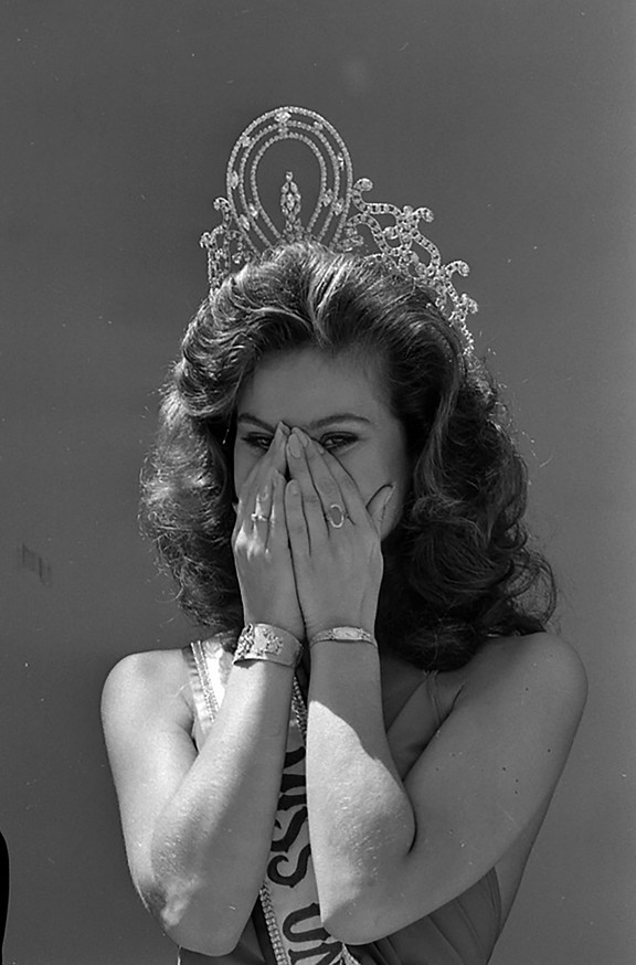 PHOTOS: 40 years since Londoner Karen Baldwin's Miss Universe win ...