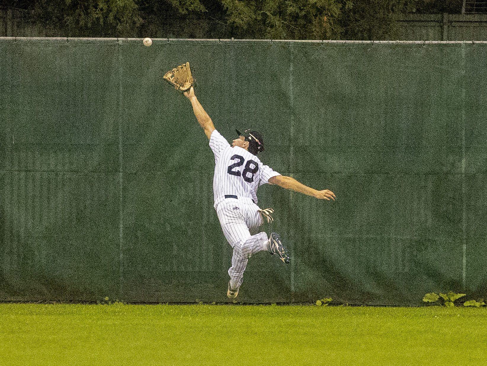 PHOTOS: London Majors win pennant in thriller | London Free Press