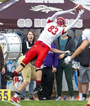 PHOTOS: Medway vs. Banting, senior boys football | London Free Press