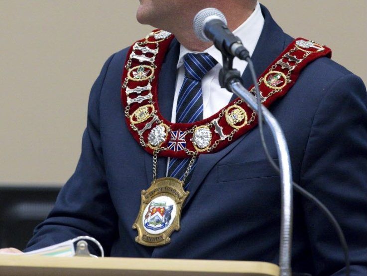 Londoner charged after man found wearing missing mayor chain of office ...