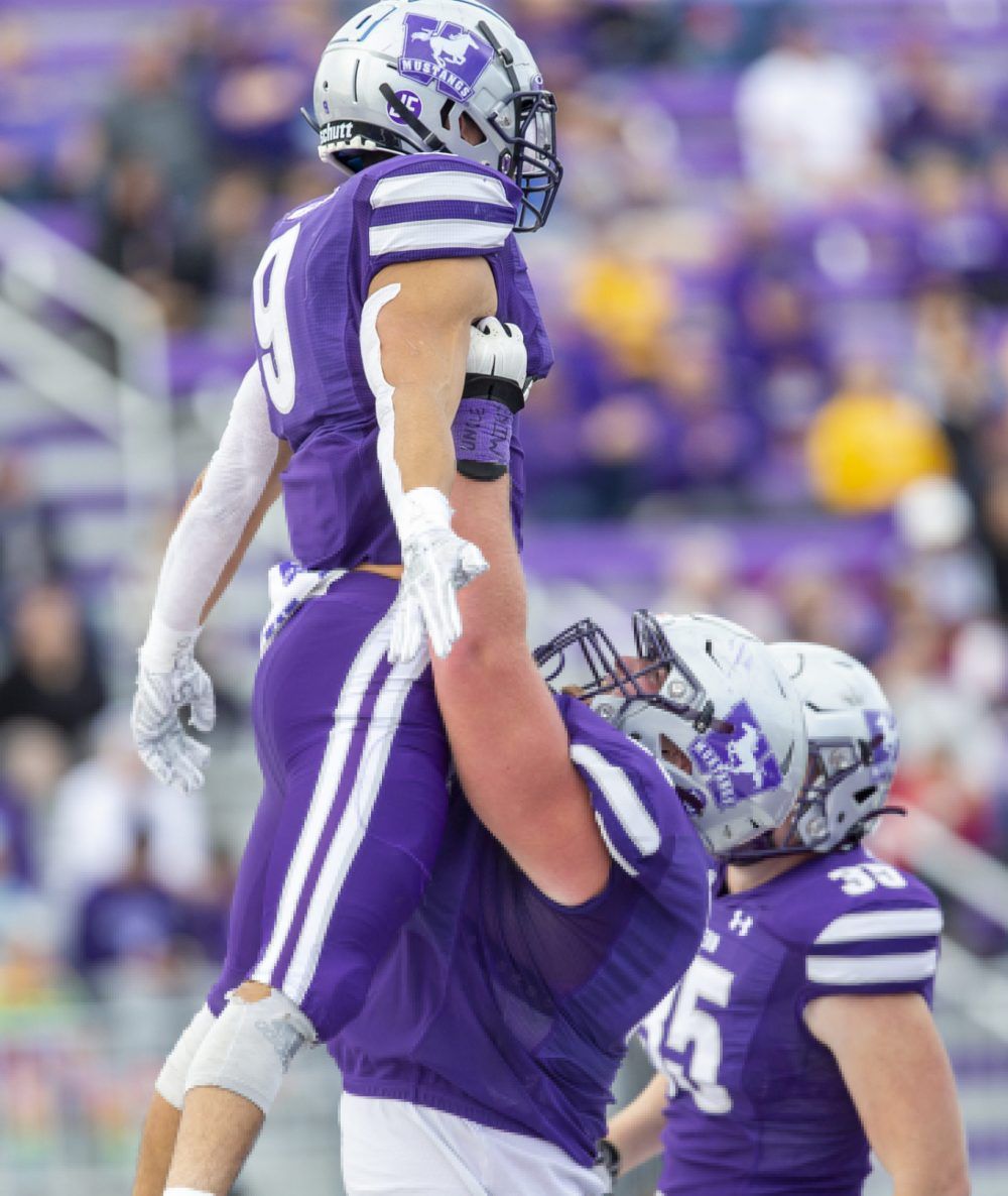 PHOTOS: A remarkable season (so far) for the Western Mustangs | London ...