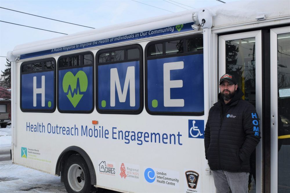 Mobile health clinic that serves city's vulnerable rolls again in new ...