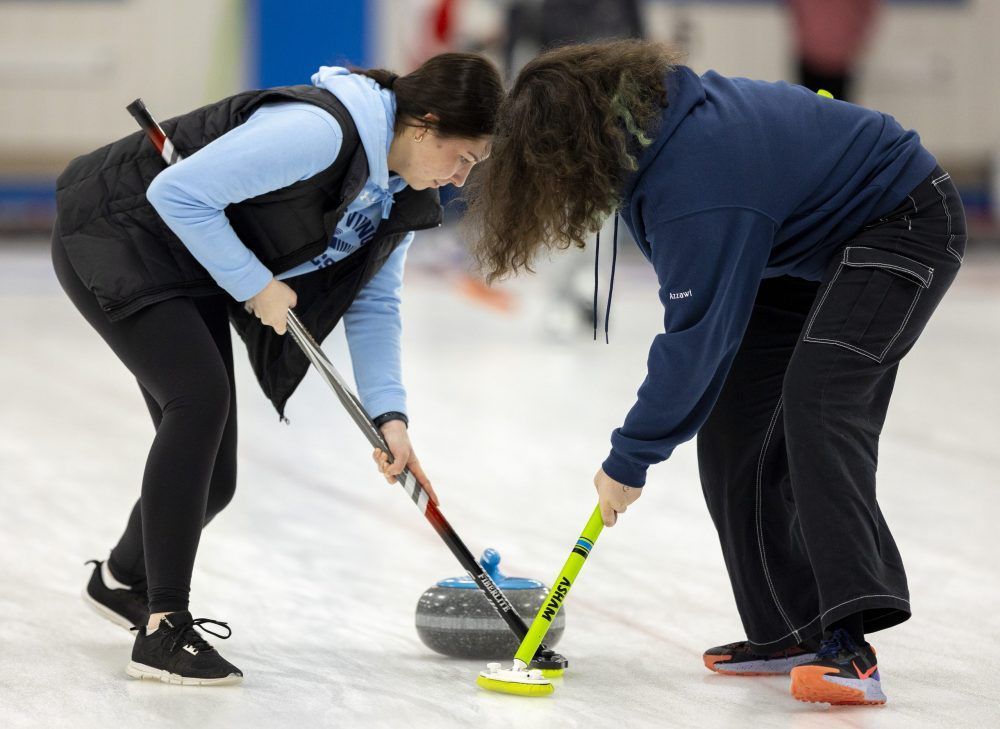 PHOTOS: High school curling playoffs | London Free Press