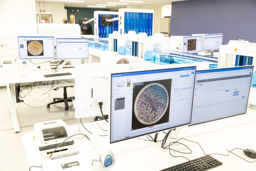 London lab gets new robot to automate, expedite lab tests | London Free ...