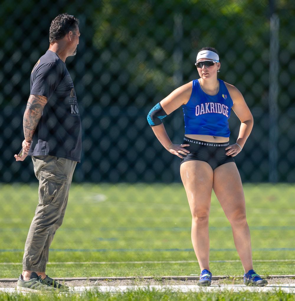 Level-headed Julia Tunks juggles discus success, high school homework ...