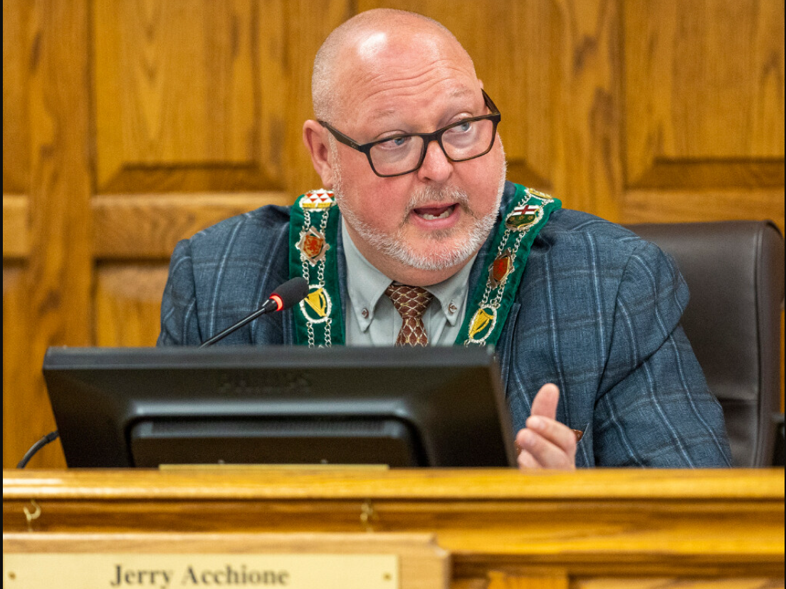 Bigger. Higher. Better? New rules for extra Woodstock homes divide politicians | London Free Press