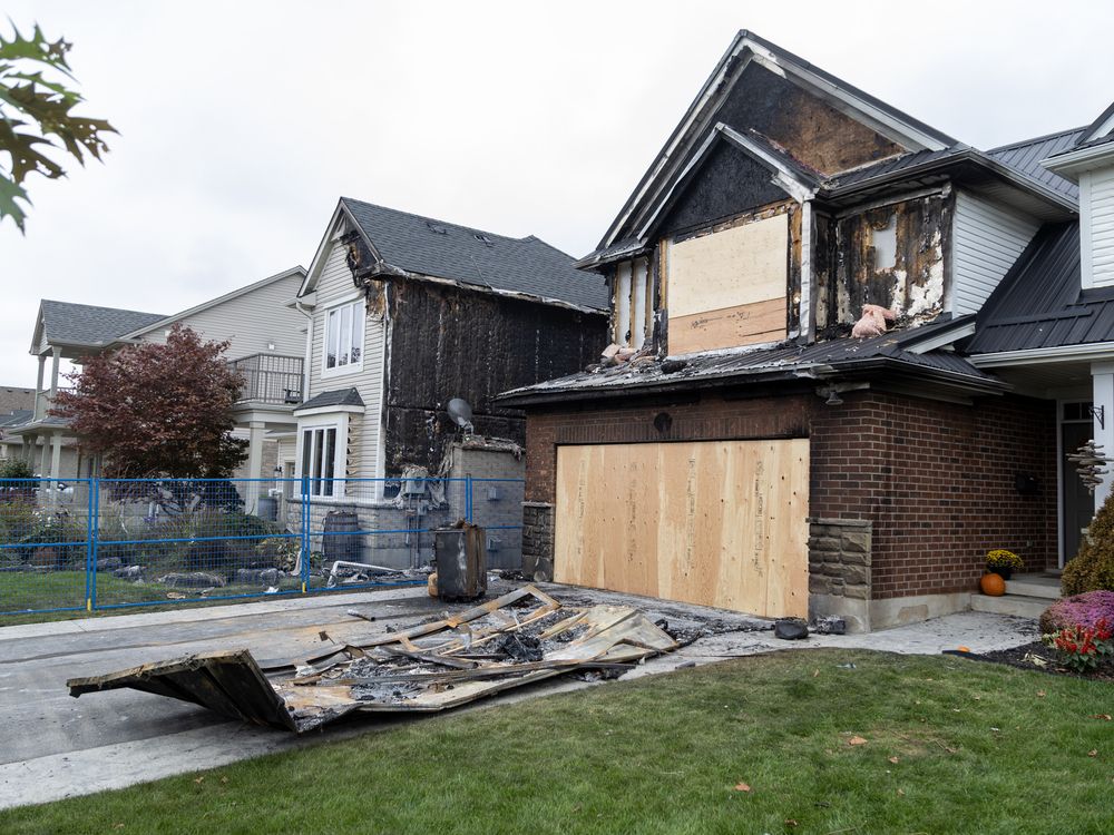 Duck decoy battery suspected in two-home St. Thomas fire | London Free ...