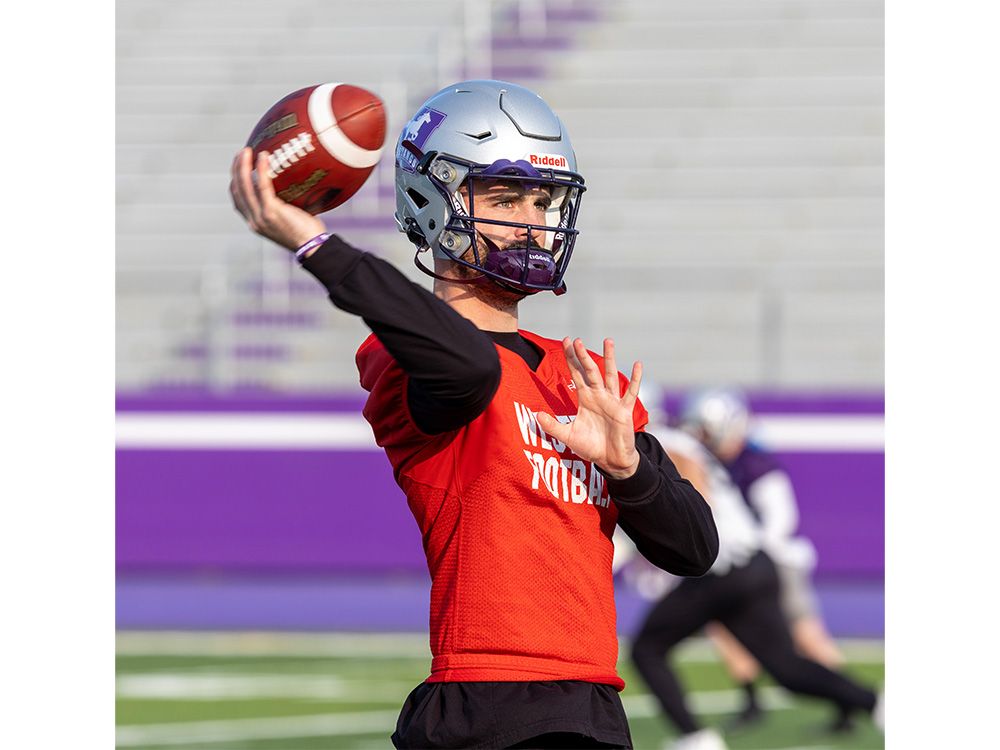 Western Mustangs quarterback Evan Hillock's confidence high | London ...