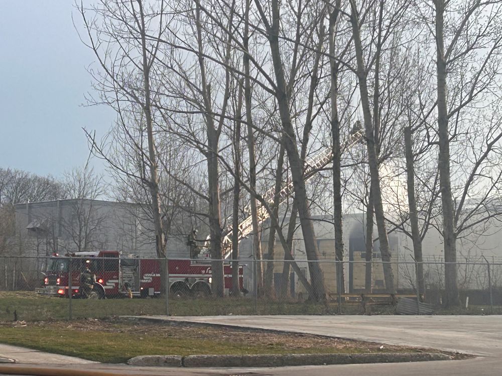 Some residents advised to leave as vacant factory burns | London Free Press