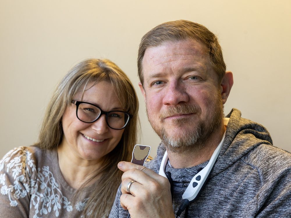 Paralyzed after job-site fall, man makes recovery with therapy | London ...