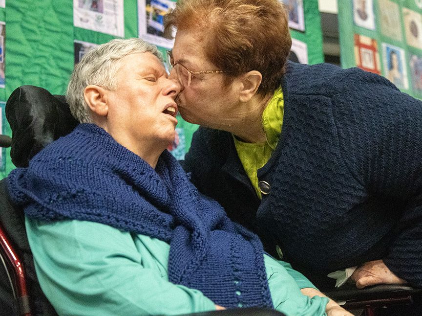 Sisters’ kidney donation shines as LHSC marks living donor milestone ...