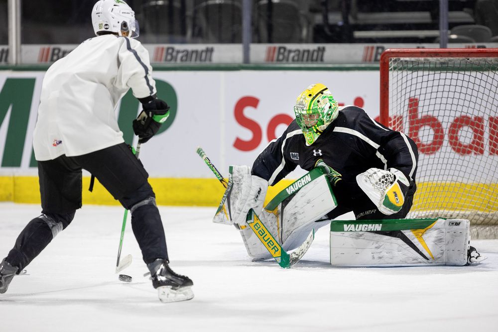 How the London Knights manage their goalies may shape the season ...