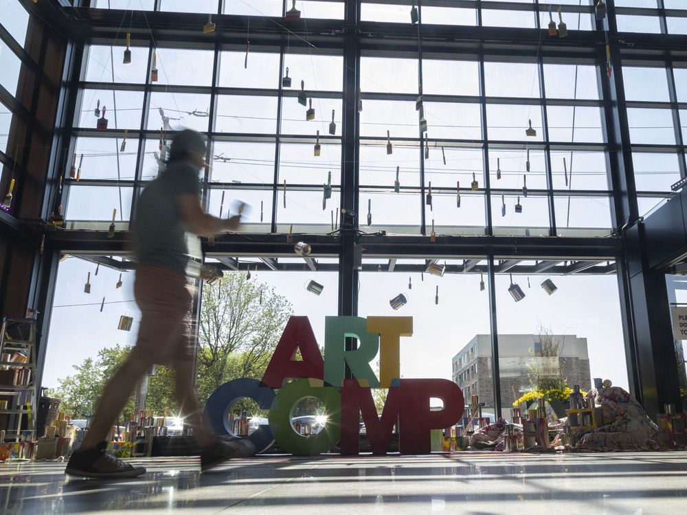 100 artworks, $200,000 in prizes: Art Comp returns to 100 Kellogg Lane ...