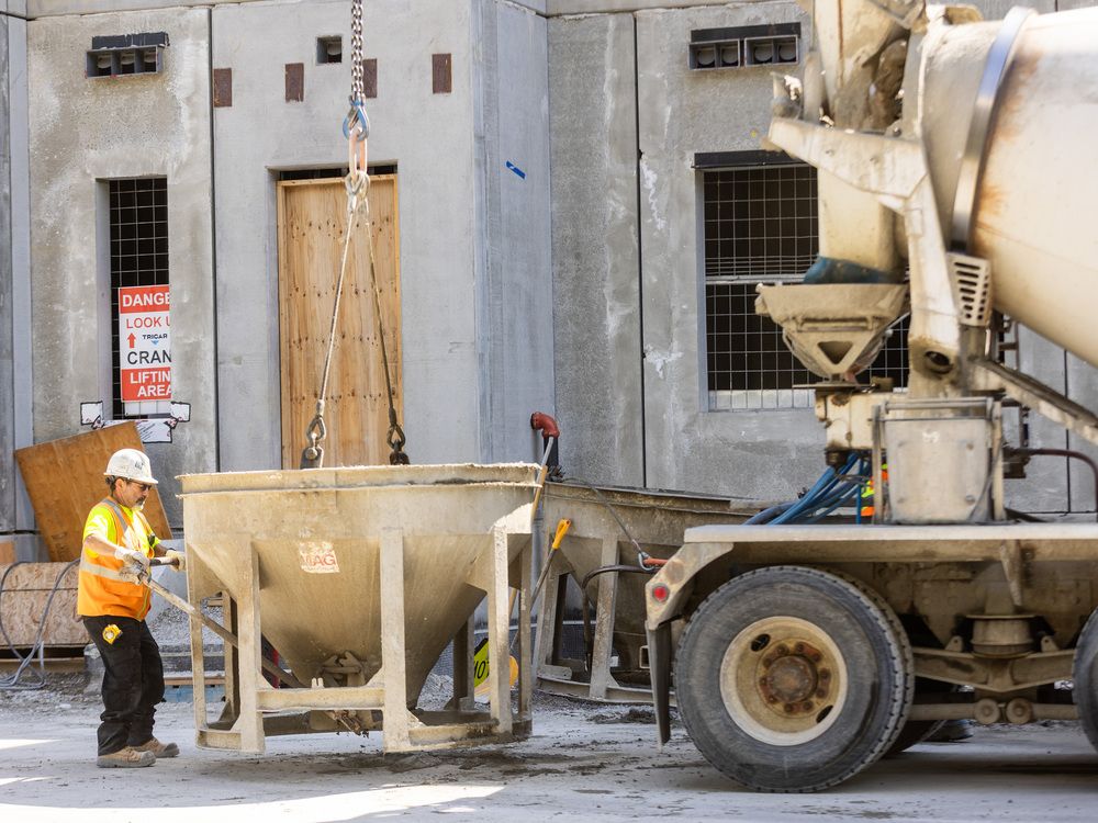 Apartment construction pushes London housing starts to new heights ...