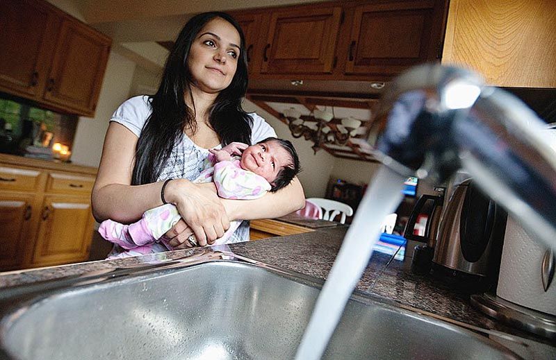 Tap water yellow in parts of Beaconsfield | Montreal Gazette